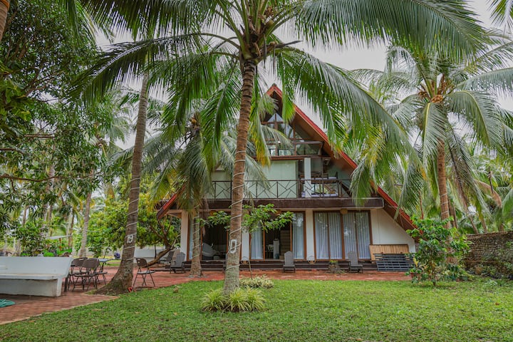 Hacienda Farmhouse With Pool In San Pablo, Laguna - San Pablo City