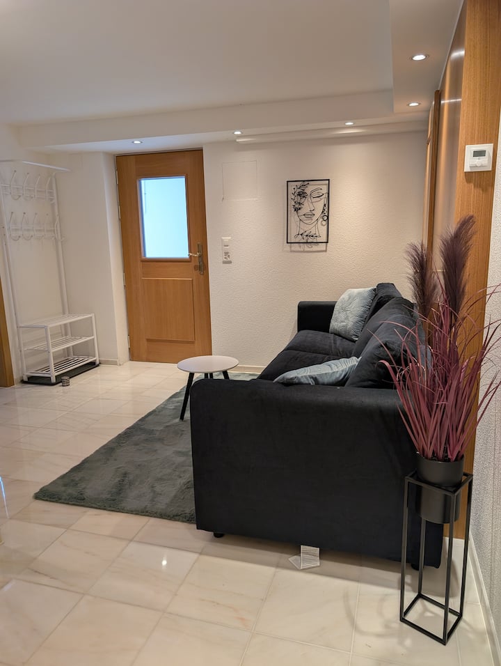 City & Nature: Modern 78m² Gem Near Zurich - Zürich