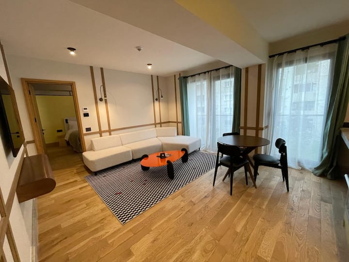 One-bedroom French Balcony Apartment – 50 Sqm - Krajowa