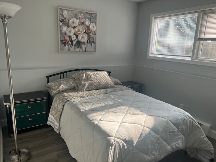 Nice, Clean, Comfortable 2 Bedroom Apartment - Anchorage