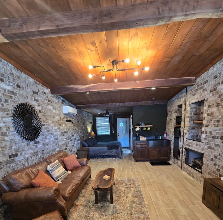 Studio In The Heart Of Pickens Roof Deck & Firepit - Pickens, SC