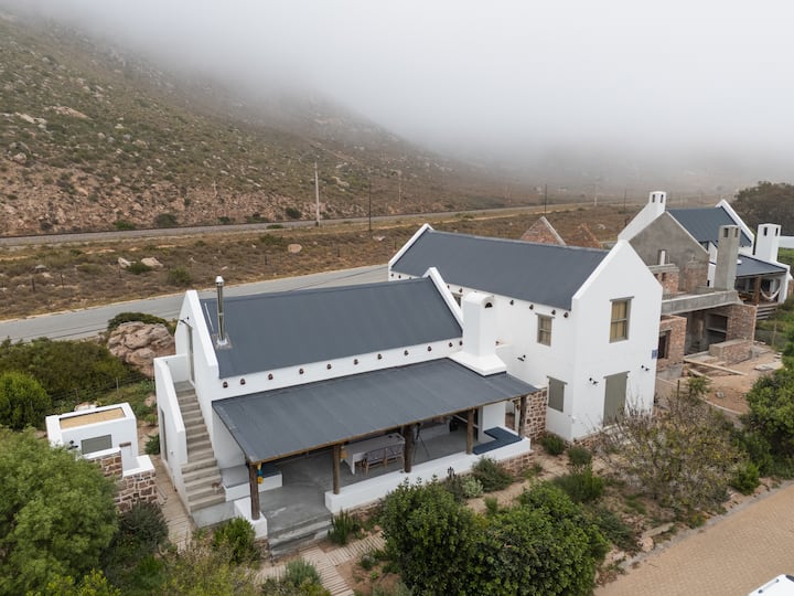 Stylish, Comfortable Holiday House - Elands Bay