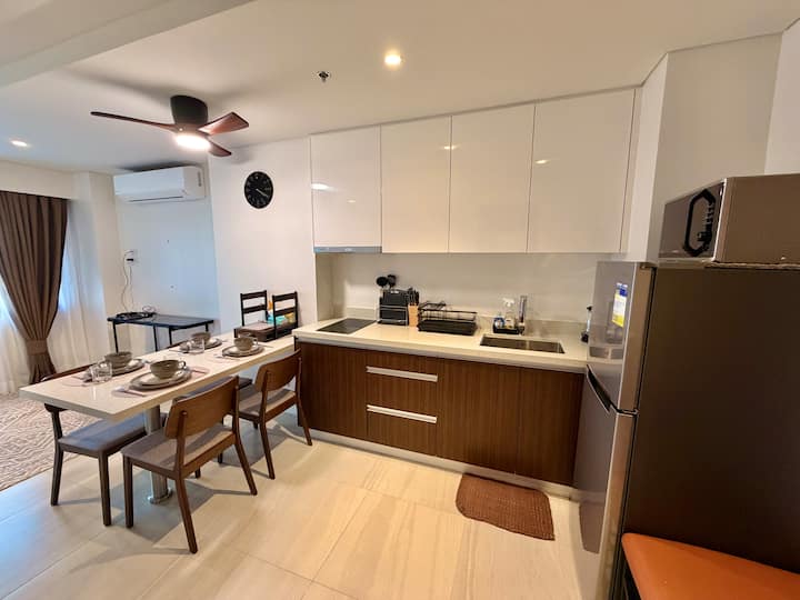 Tambuli Residence Simple Nordic Seaside Studio - Lapu-Lapu City