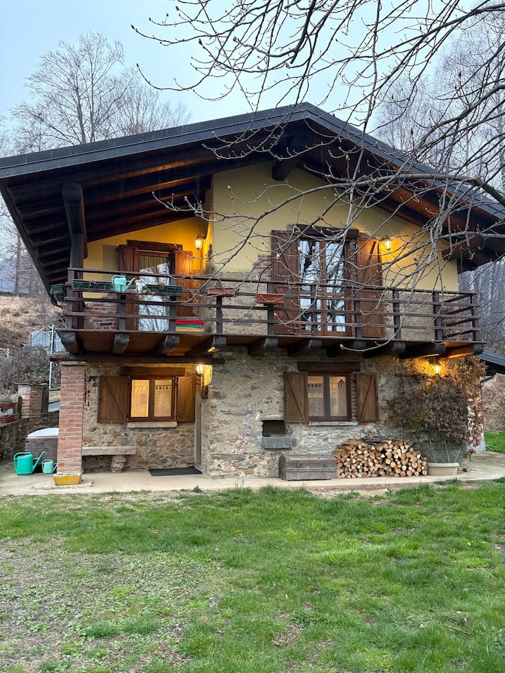 Mountain Chalet Ca’ Dal Ghiru By Villa B. Galliari - Biella