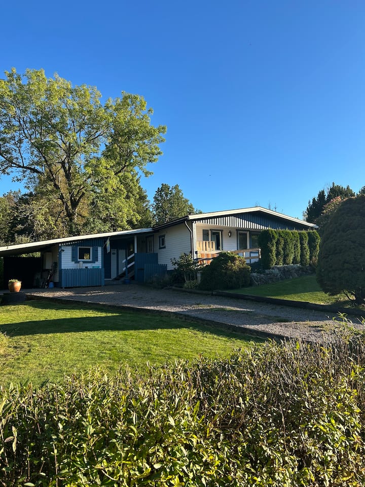 Charmigt Hus Nära Sjön - Borås