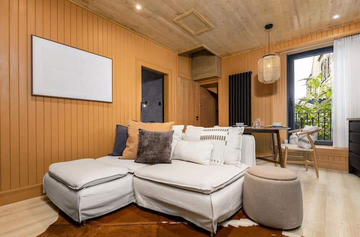 Highland Retreat: Modern Scottish-scandi Hideaway - Stirling