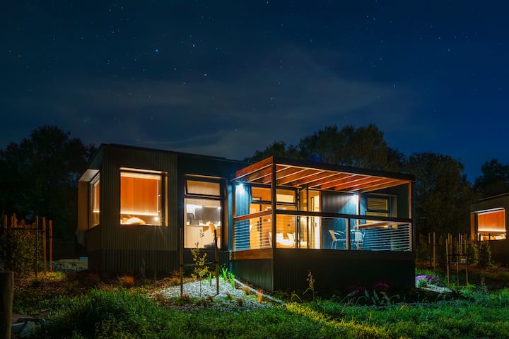 Autra Cabernet Sauvignon • Sauna • Vineyard Views - Adelaide Hills Council