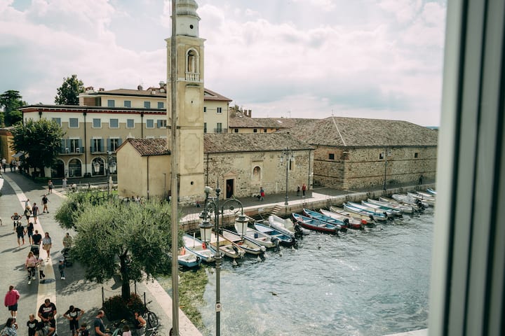 Un Sogno Sul Porto Antico Di Lazise - Lazise, VR