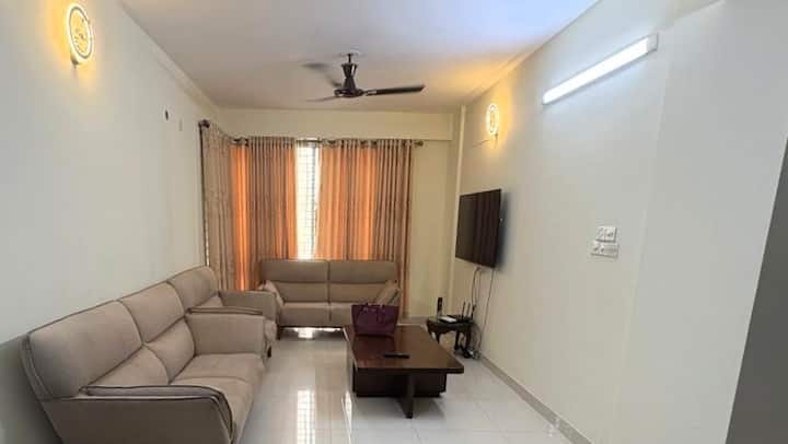 Spacious 3 Bedroom, 3 Bathroom Modern Apartment - Dacca