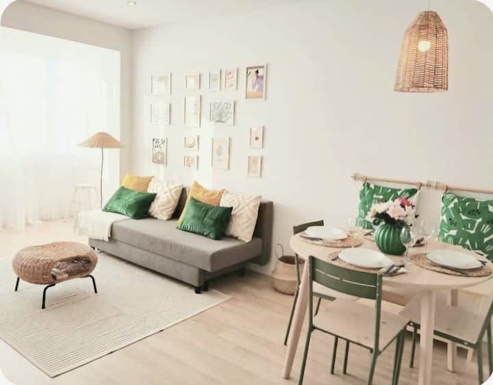 Almada Cantinho Da Arte • Lisboa Metro - Almada