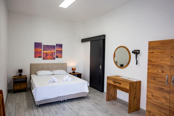 Girne Escape Three By Holidaykeys - Girne