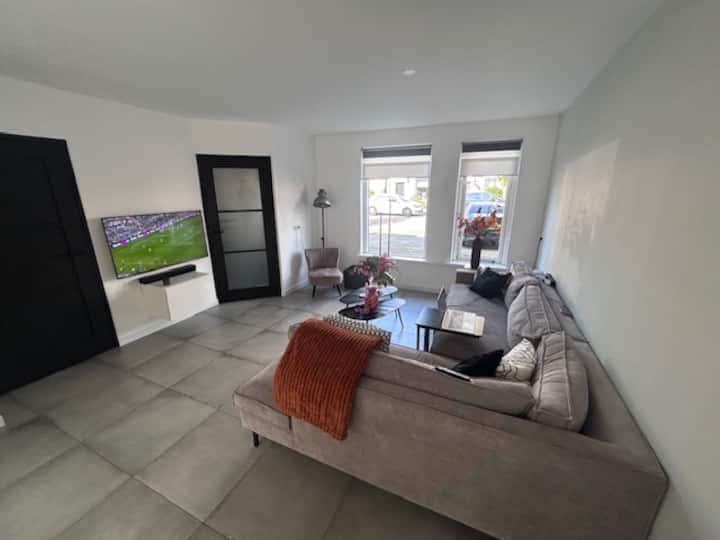 Rustig Gelegen Woning Op Korte Afstand Van Centrum - Barneveld