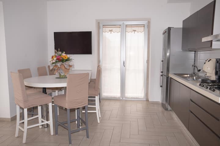 Casa Vacanza -Holiday-porto Cesareo - Appartamento - Porto Cesareo