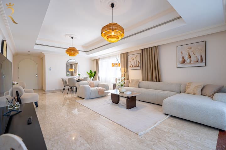Modern 4br Coastal Haven | Breezy Luxury Stay - Abou Dabi