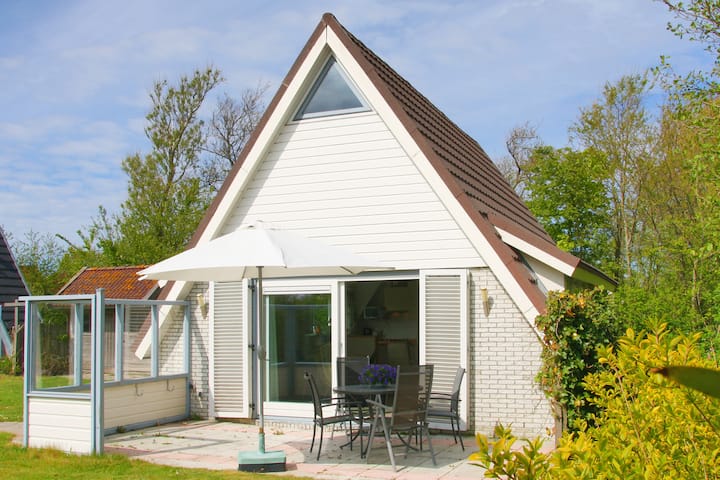 Leuk Vierpersoons Vakantiehuis - Julianadorp