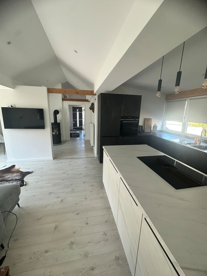 Moderne 3 Zimmer Wohnung Mit Balkon - 파사우