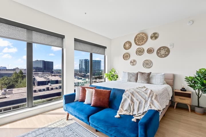 Skyline View Serene Oasis - Atlanta, GA