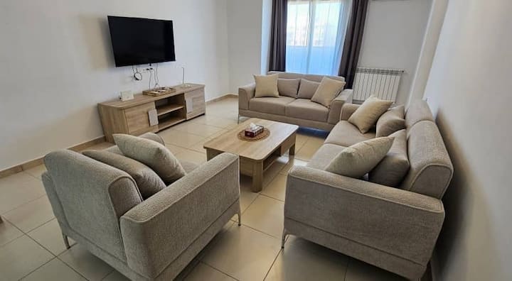 Superbe F3 Tout-équipé Toutes Commodités à Sedikia - Oran