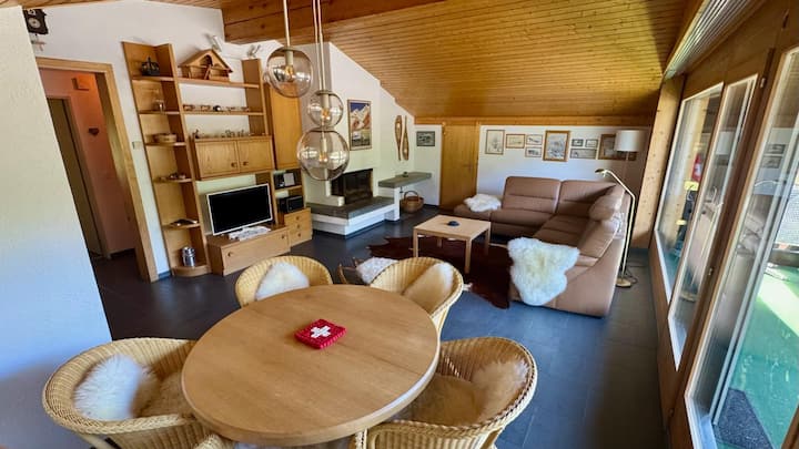 Charming Alpine Apartment With Stunning Views - Saas-Grund