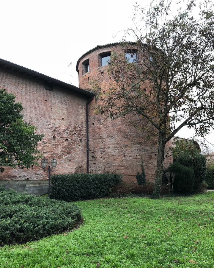 Un Soggiorno Storico Tra Le Campagne Piacentine - Piacenza