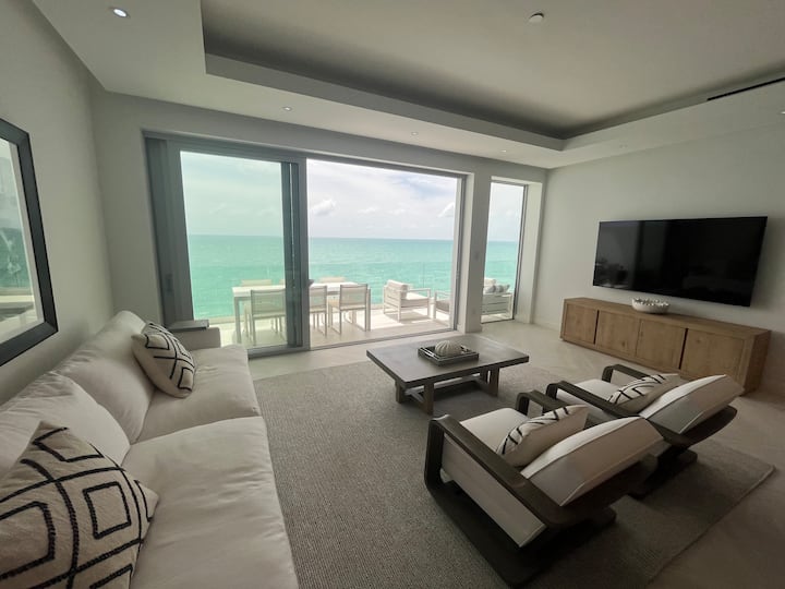The Sandpiper Condo - Nassau