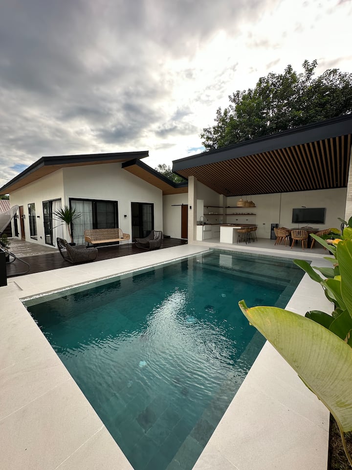 Casa Amara - A Bali-inspired Near Home. - Antipolo