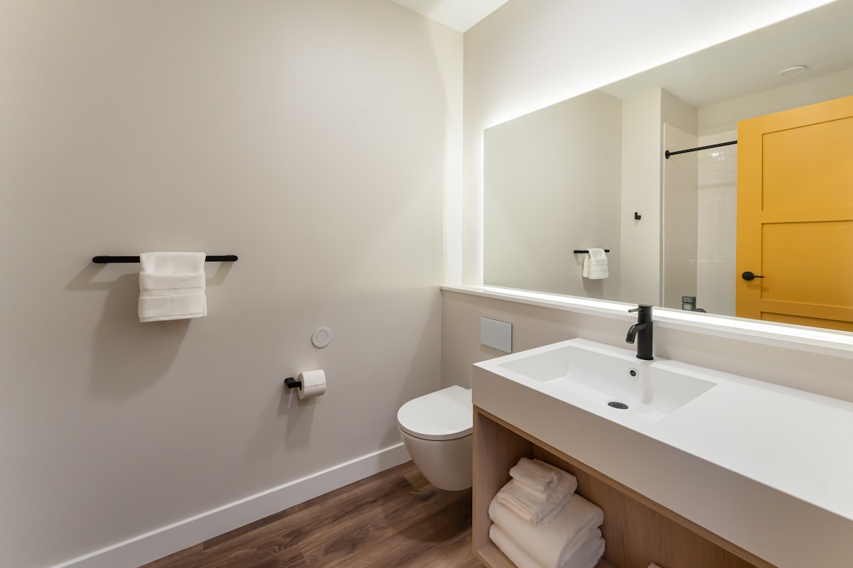 King Signature com pátio ou varanda - Hotéis para Alugar em Stowe ...