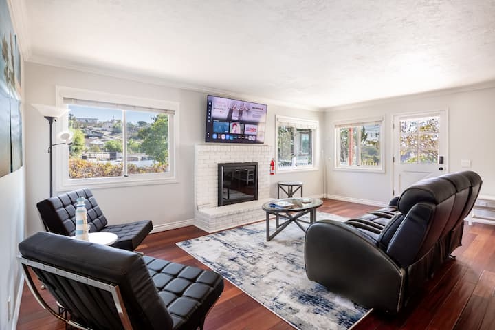 Modern Private Home In Heart Of Vista - Vista, CA