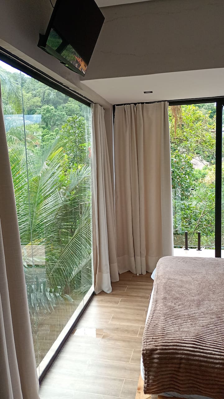 Suíte"fascínio"- Vista Mar- 200 Metros Da Praia. - Ilhabela