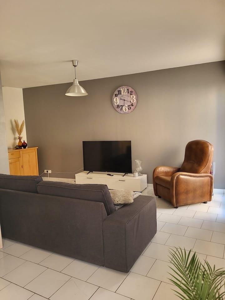Appartement T3 Avec Place De Parking - Martigues