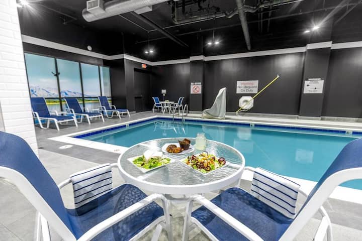 King Bed Retreat | Indoor Pool · Steps From Shops - Stamford, CT