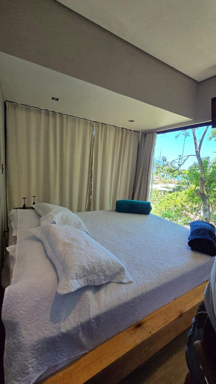 Suíte 2 - Vista Mar/morro - 200 Metros Da Praia. - Ilhabela