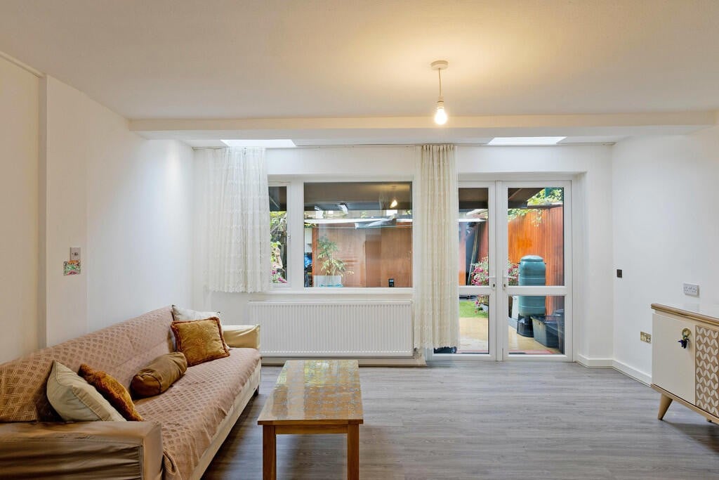 Cómodo, fresco, hogar limpio en una ubicación perfecta - Airbnb