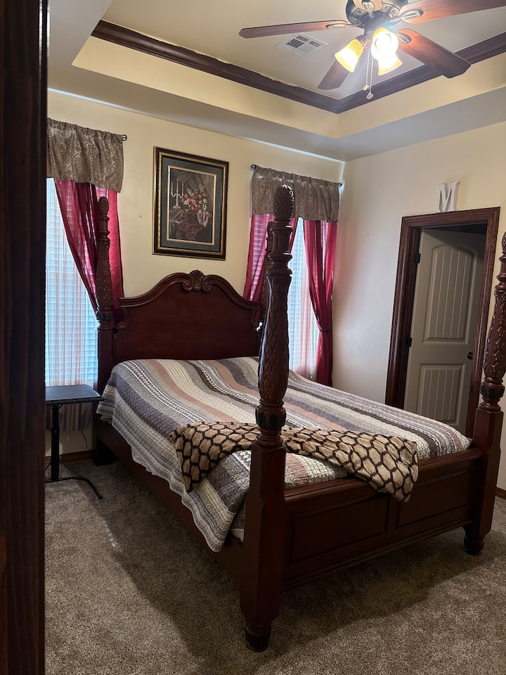 Peaceful Home Neighborhood - Ada, OK