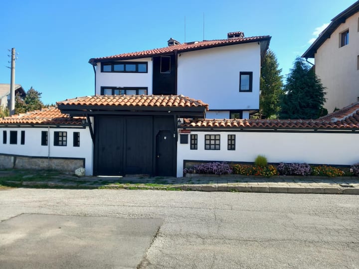 Luxury 8br Villa In Bansko - Bansko