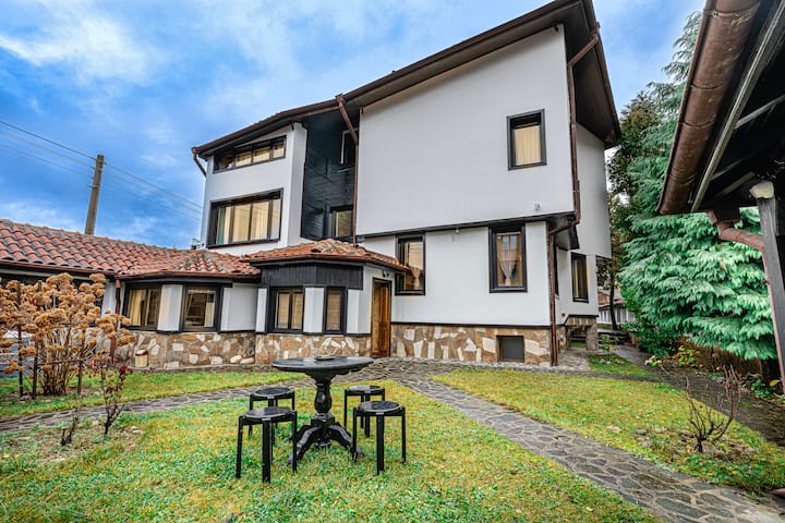 Luxury 7br Villa In Bansko - Bansko