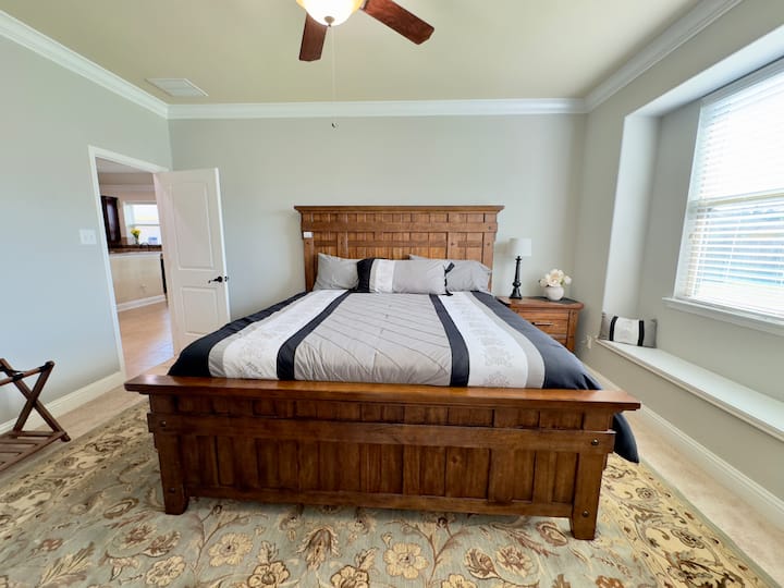 Cozy Family Retreat - Richmond, TX