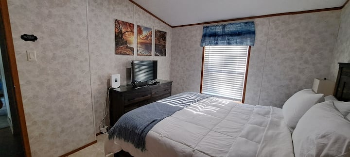 Kat's Get Away By The Lake - Lake Murphysboro State Park, Murphysboro