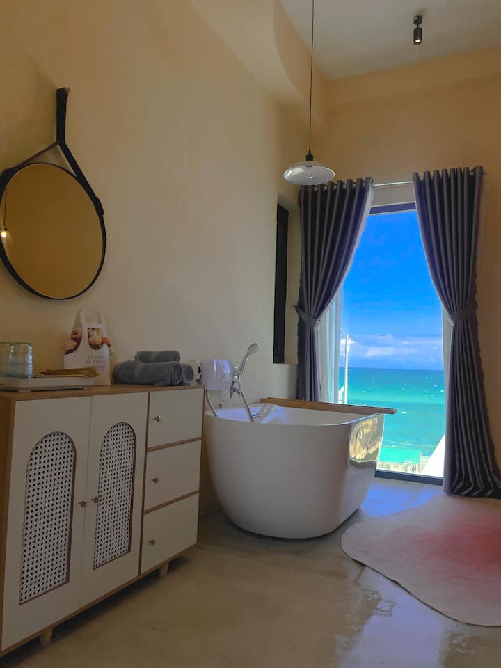 Chử Villa - Nguyên Căn 6 Phòng View Biển 18 Pax - Vietnam