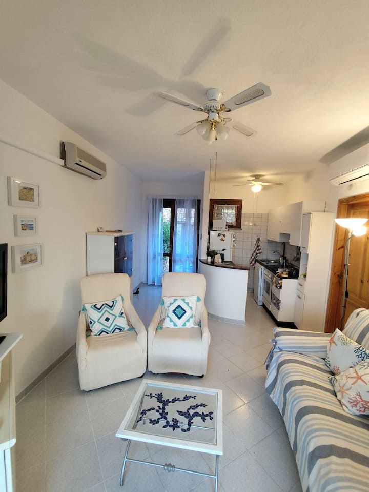 Anna, Trilocale A Budoni Con Splendida 
Vista Mare - Budoni