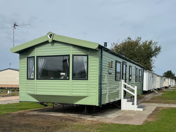 Emerald Caravan At Presthaven Sands - Prestatyn