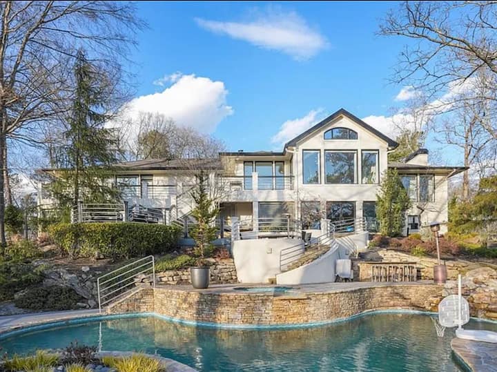 Luxury Mansion Available With Pool, Gym & More - 매리에타