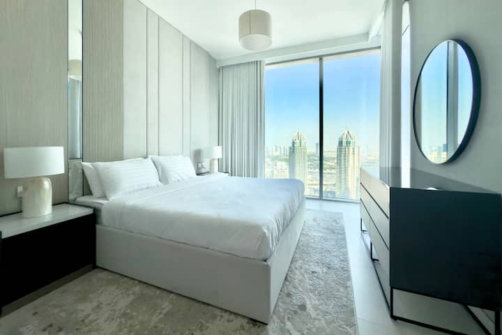 Stunning 2 Bed Apartment Overlooking Dubai Marina - Dubai