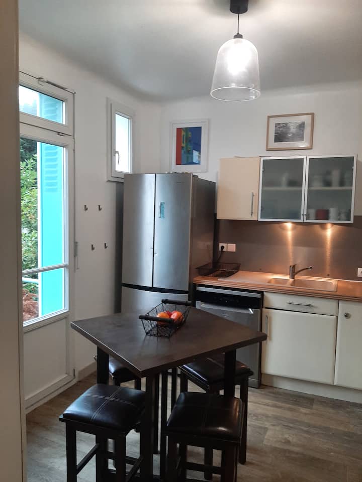 Grande Maison Pour Partager De Bons Moments - Poissy