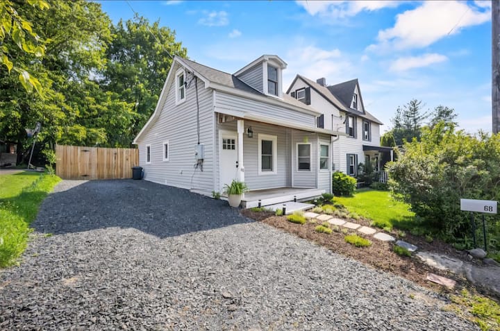 Cozy Modern Getaway Near Newburgh Waterfront/nyc - Beacon, NY
