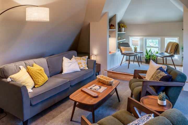 Bright And Airy Loft Near Arena - Saint Paul, MN