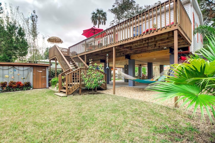 Weeki Wachee River Retreat - Weeki Wachee, FL