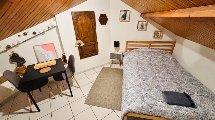 Chambre Cosy Avec Entrée Indépendante + Parking - Clermont-Ferrand