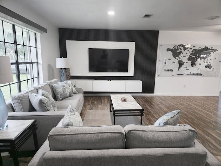 Accessible Palm Bay Escape - Wi-fi & Workspace - Palm Bay, FL