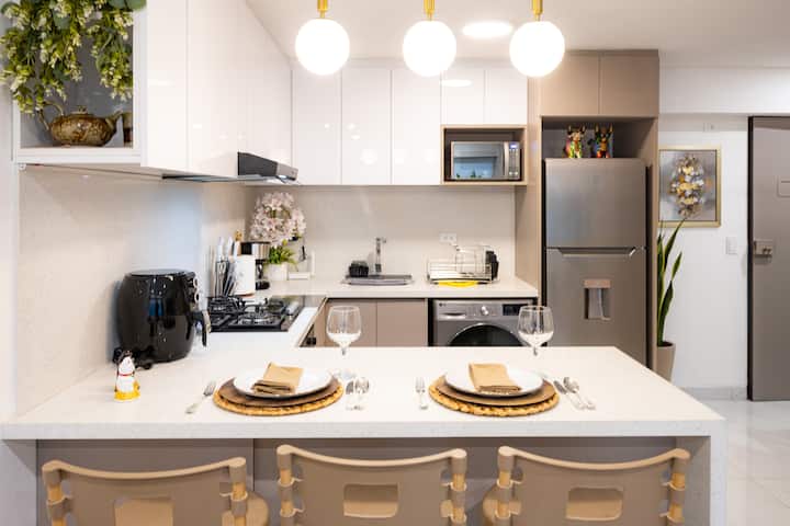 Renova Benavides | Modern 1br Retreat - Lima